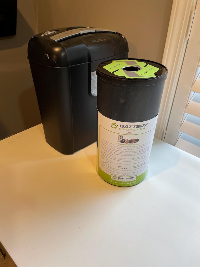 The BATTERY RECYCLER® Container - Safe Way to Recycle Batteries- Waste ...