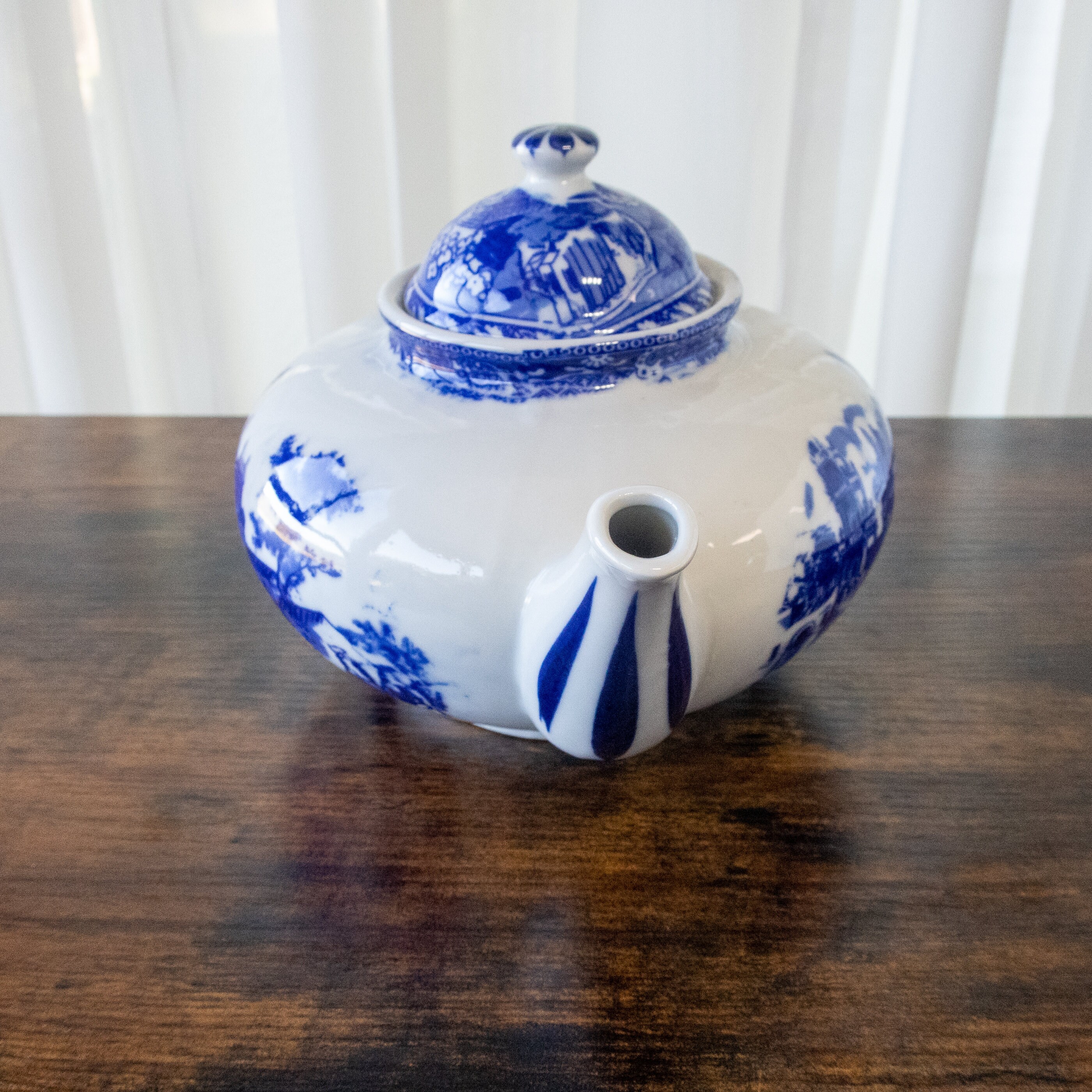 Flow Blue Victoria Ware Ironstone Teapot Blue & White Vintage Flow Blue ...