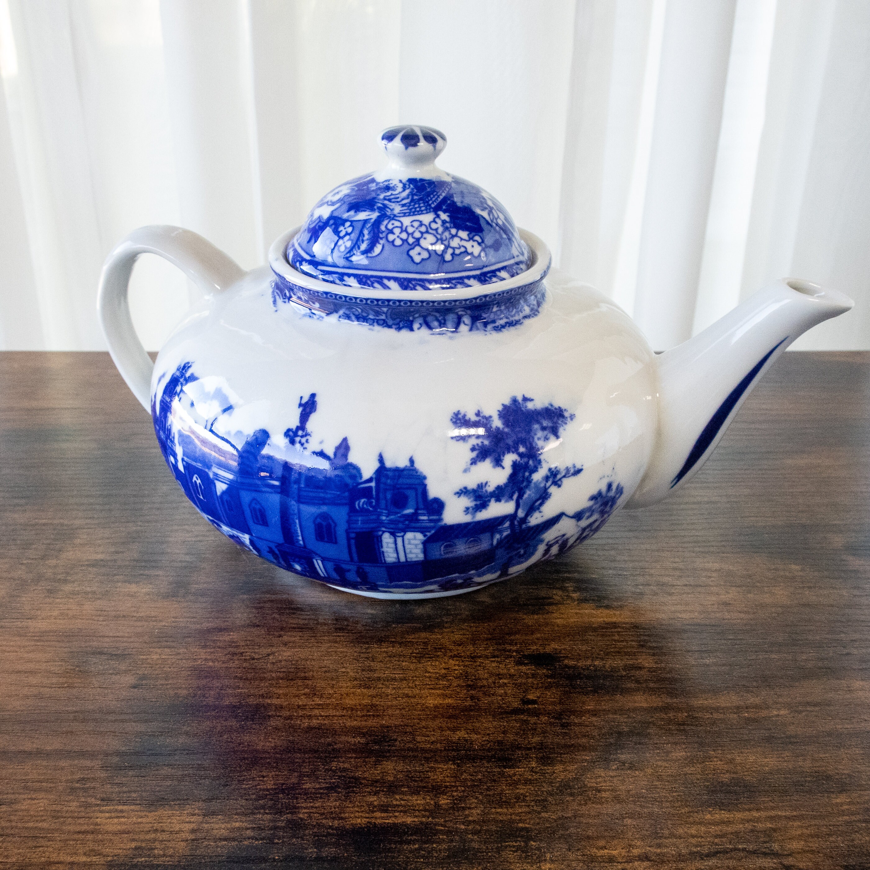 Flow Blue Victoria Ware Ironstone Teapot Blue & White Vintage Flow Blue ...