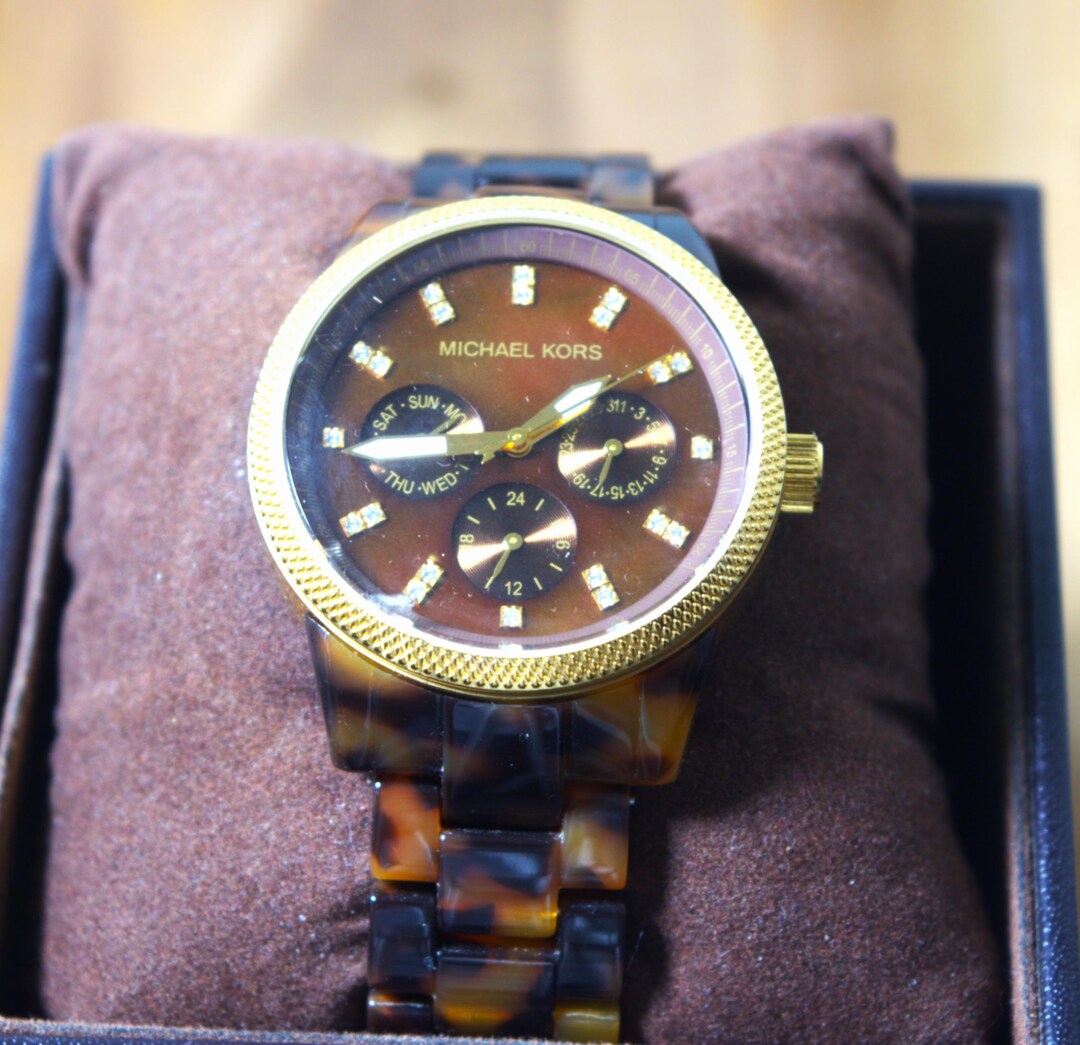 MICHAEL KORS Women’s Tortoise Shell Watch MK-5038 Jet Set 37mm Quartz ...