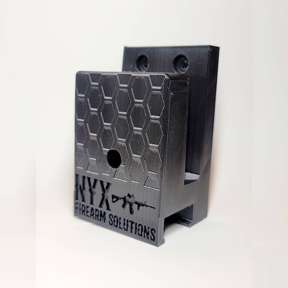 AR-15 Wall Mount W/ Magazine Storage - Etsy