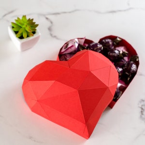 Papercraft Heart Box, Low Poly Heart, DIY Valentine's Day, Papercraft ...