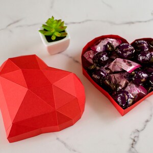 Papercraft Heart Box, Low Poly Heart, DIY Valentine's Day, Papercraft ...