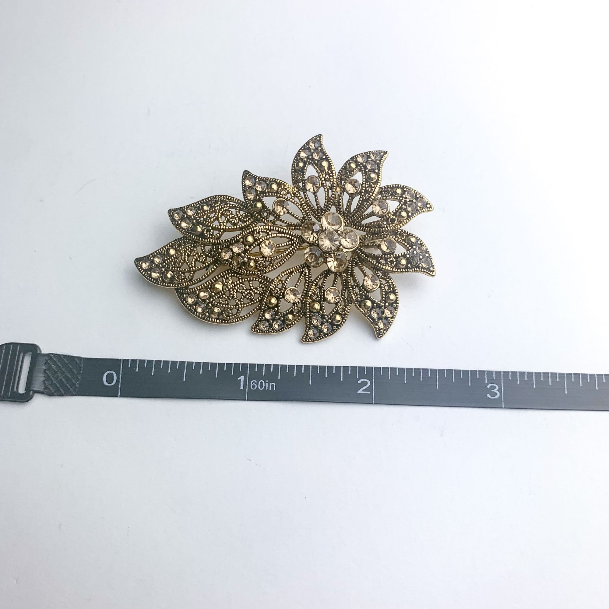Vintage 80s Signed LC Gold Tone Flower Brooch Pin - Etsy