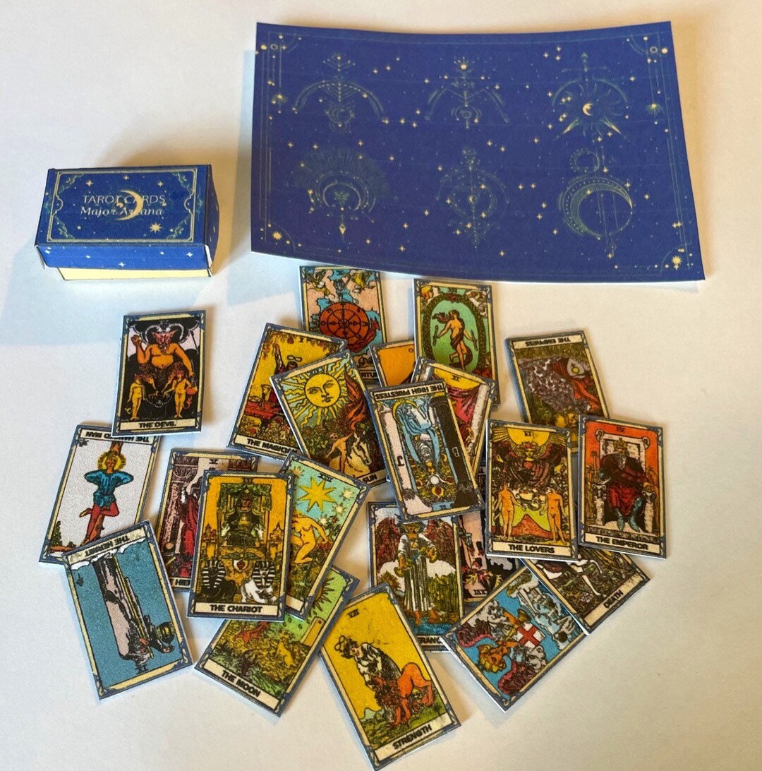 22 Miniature Dollhouse Tarot Cards 1:6 Scale 1 Box & Mat - Etsy