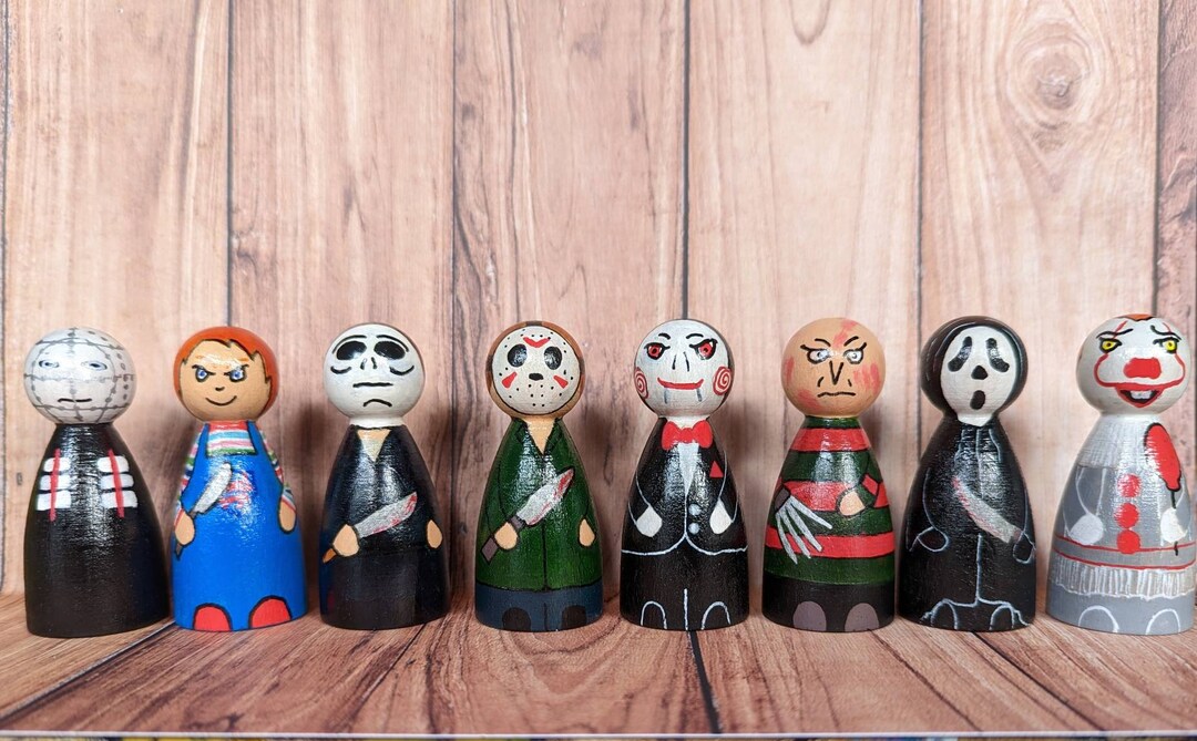 Slasher, Horror Movie Character Peg Dolls, Halloween - Etsy