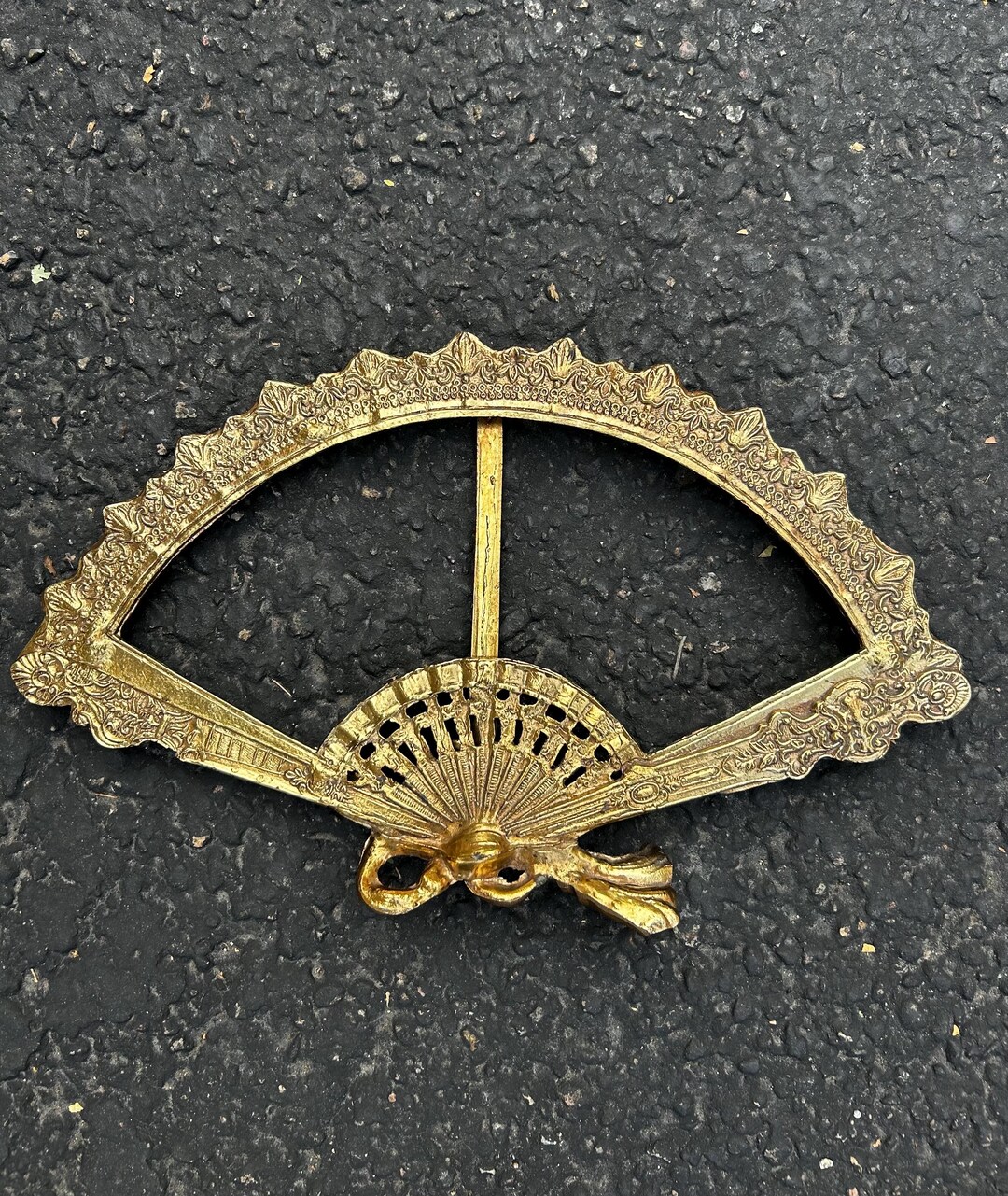 Antique Ornate Traditional Vintage Chinese Brass Gold Fan Shaped ...