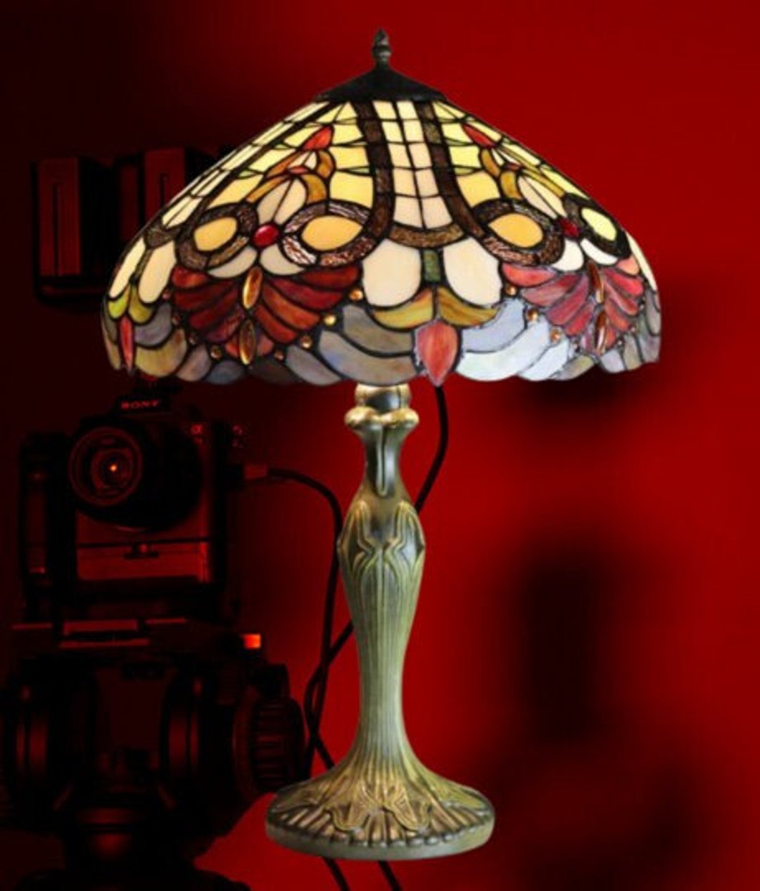 Tiffany Style Art Deco Lamp / Retro Tiffany Style Glass Lamp - Etsy