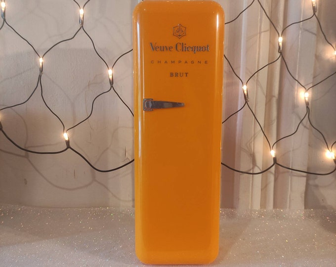 Veuve Clicquot Isotherme Box in Shape of Smeg Fridge Retro Orange With ...