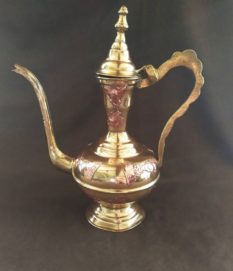 Vintage Middle Eastern Arabic Dallah Coffee Tea Pot Brass Hammered ...