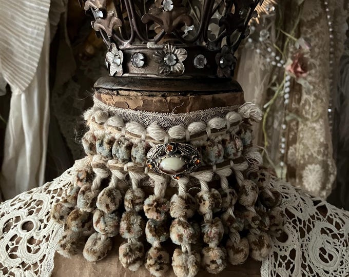 Lovely Antique Victorian Lace and French Pom Pom Jabot Collar, Antique ...