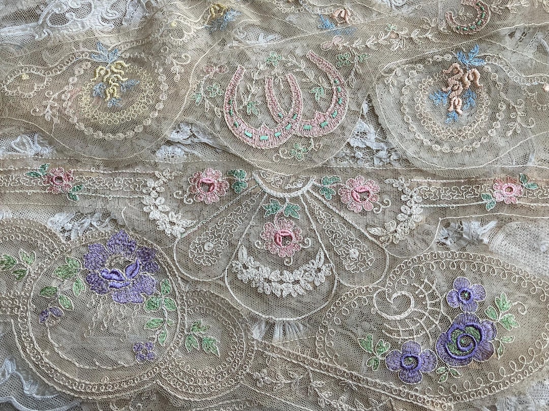 Lovely Nineteenth Century Nottingham Lace Factory Lace Appliqués - Etsy UK