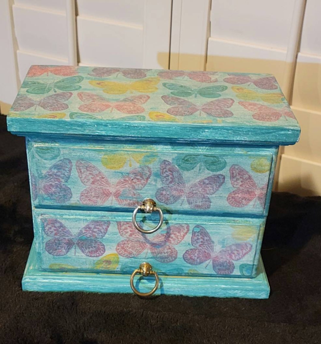 Weathered Rustic Upcycled Jewelry Box With Butterfly Design - Etsy