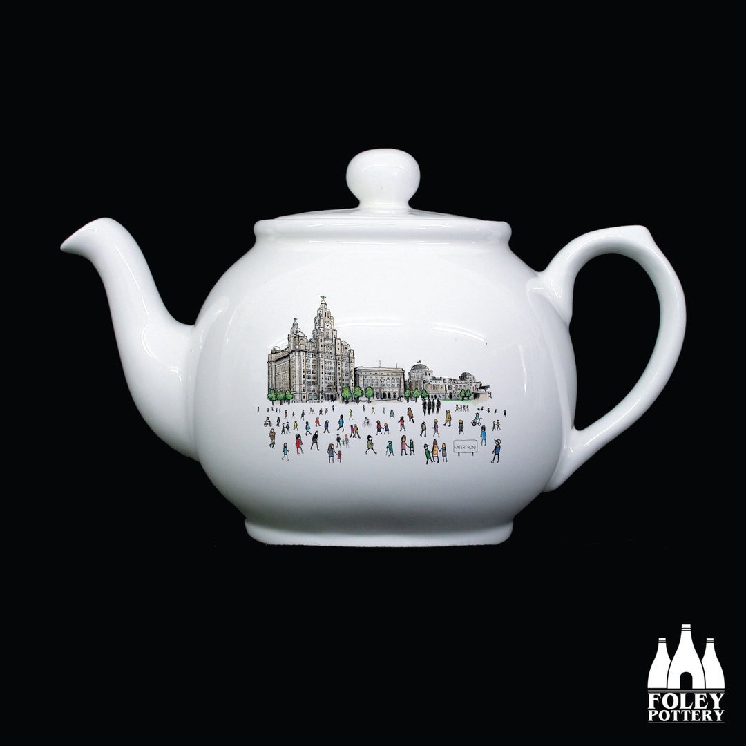 PL: Liverpool, Liver Building, Waterfront, Liverpool, England, Inspired ...