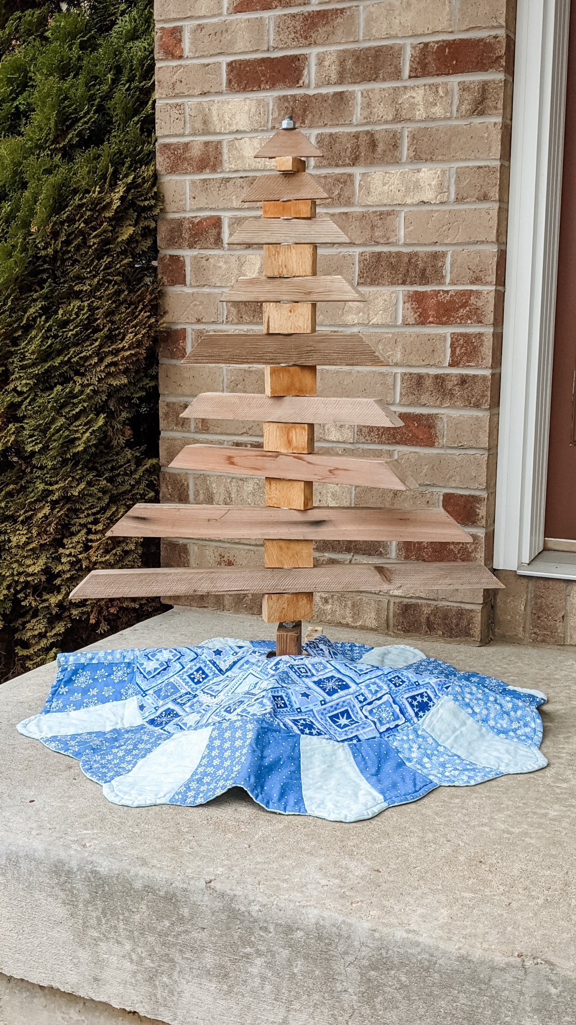 Vintage 90s- 2000s- Y2k- Christmas Tree Skirt- Blue- Geometric- Quilted ...