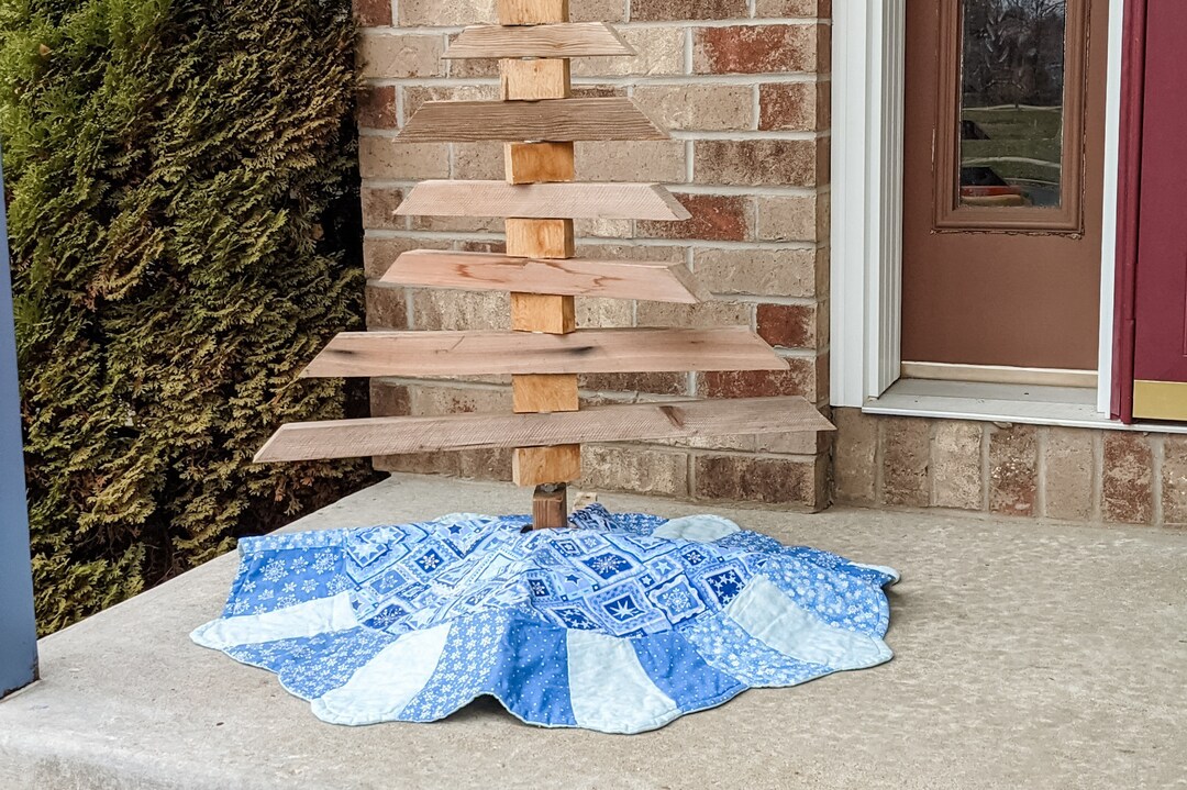 Vintage 90s- 2000s- Y2k- Christmas Tree Skirt- Blue- Geometric- Quilted ...