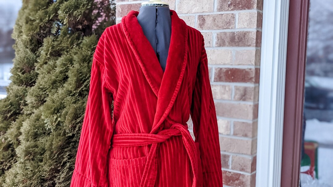 Vintage 90s- 2000s- Y2k- Luxury Bathrobe- Red- Plush- Laura Ashley ...
