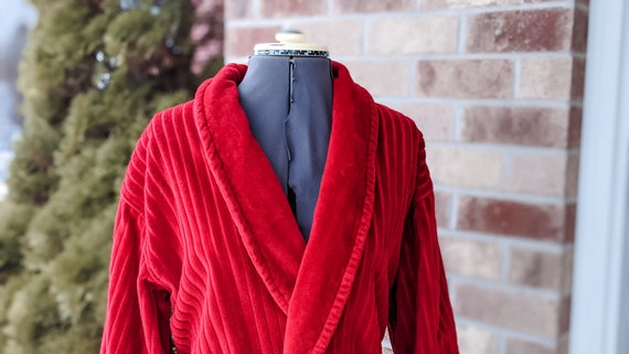 Vintage 90s- 2000s- y2k- Luxury Bathrobe- Red- Plush-… - Gem
