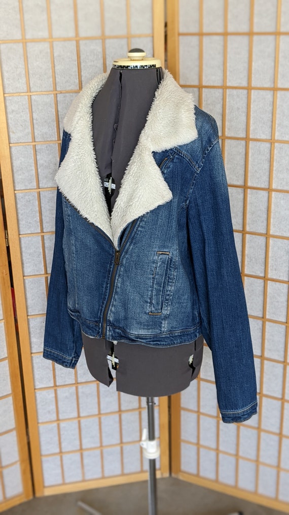 Vintage 2000s- y2k- Denim Jacket- Sherpa Lined- Asymm… - Gem