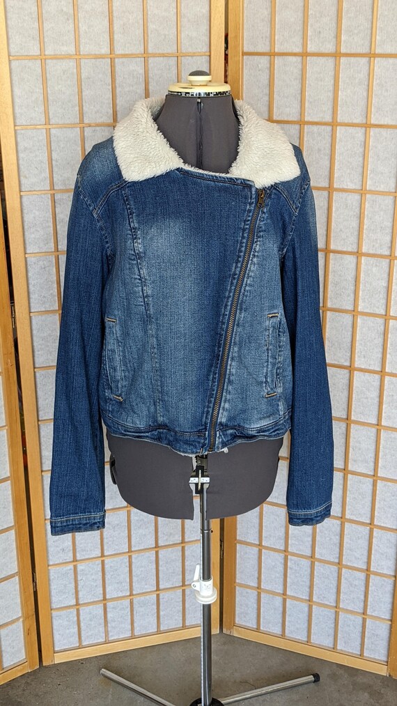 Vintage 2000s- y2k- Denim Jacket- Sherpa Lined- Asymm… - Gem