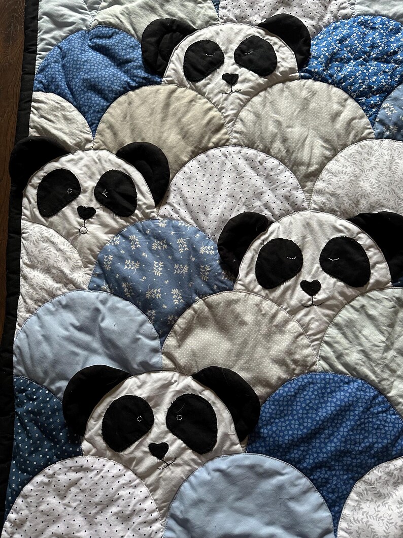 Panda Clamshell Child’s Quilt - Etsy