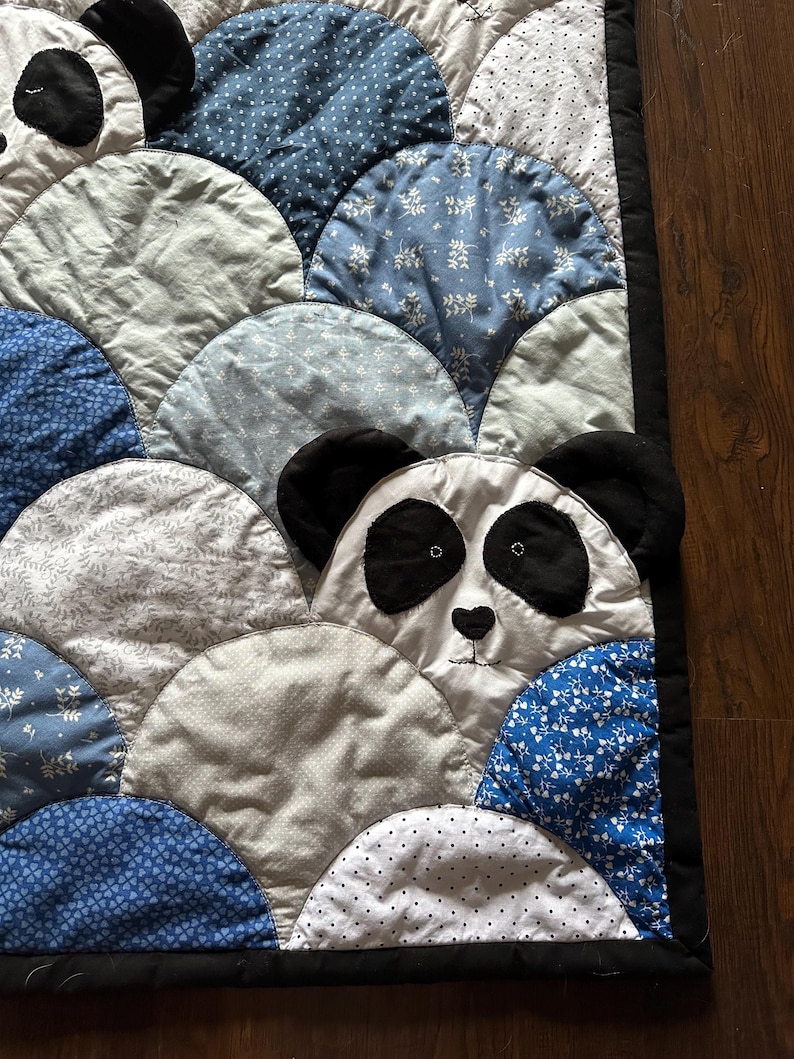 Panda Clamshell Child’s Quilt - Etsy