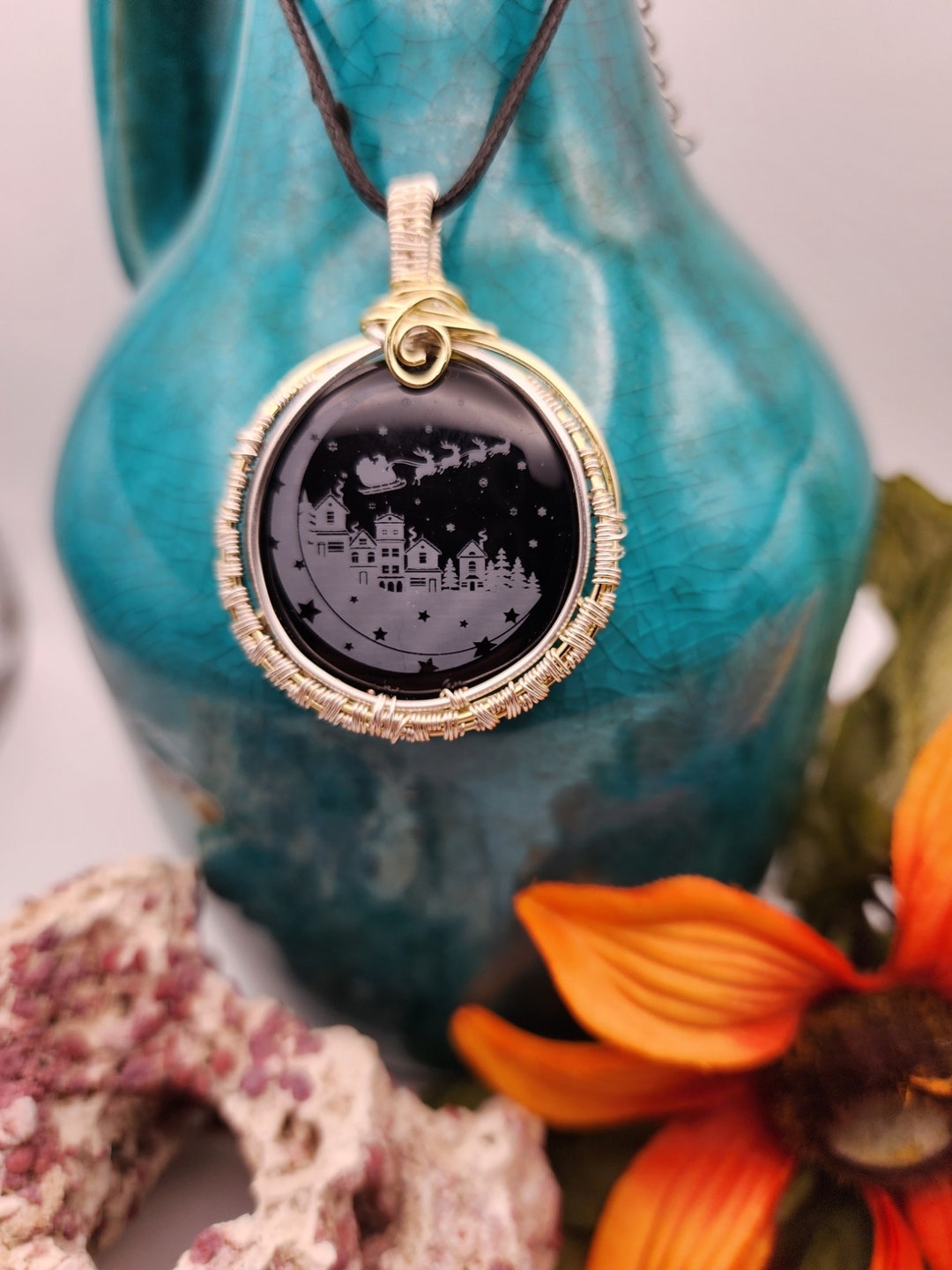 Onyx, Black Onyx, Laser Engraved, Christmas Scene, Christmas Pendant ...
