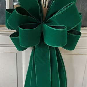 Emerald Green Velvet Christmas Tree Bow for Wreath, Green Velvet Lantern Bow Decoration, Emerald ...