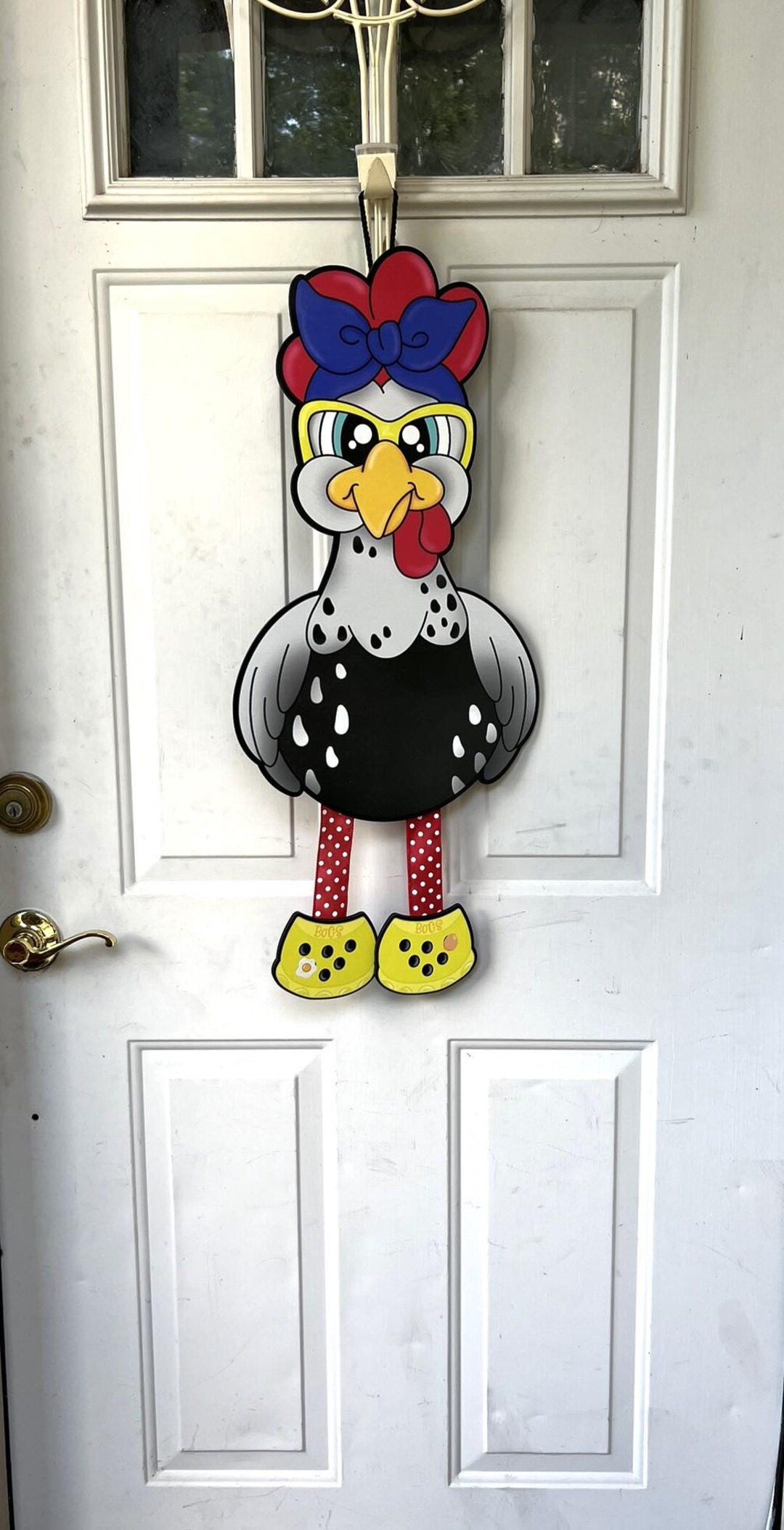 Farmhouse Chicken Door Hanger, Chicken With Glasses, Rustic Dangle Legs ...