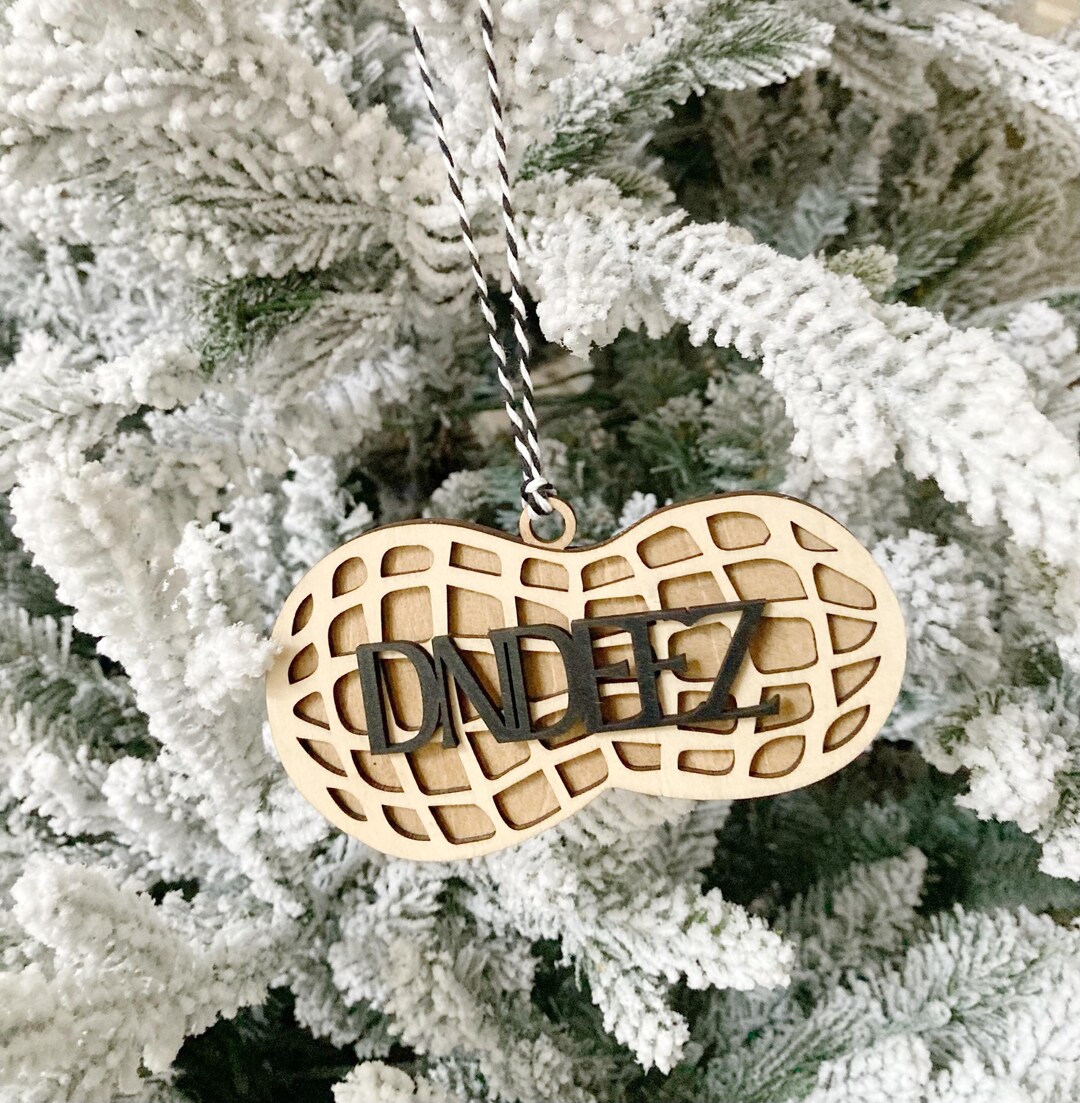 DND Deez DNDEEZ Nuts Funny Christmas Ornament Gag Gift RPG D20 - Etsy