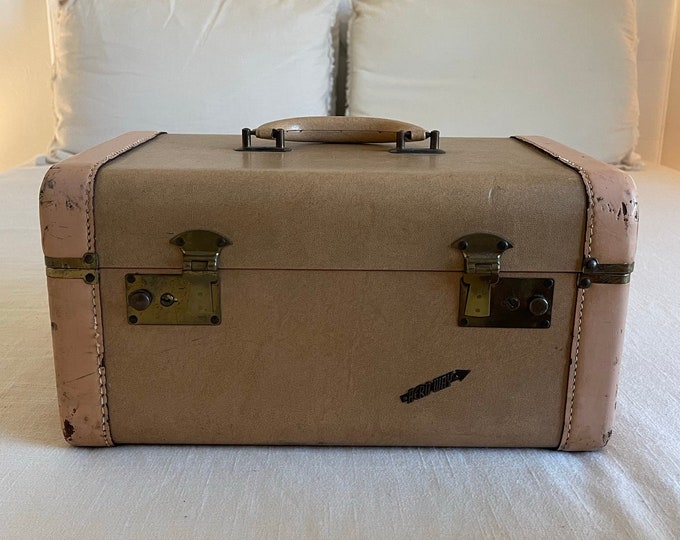 Vintage Train Case - Aero Way - Train Case - Tan - Pink - Travel Case ...