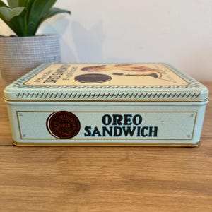 Vintage Oreo Tin | 1986 Nabisco Cookie Tin | Replica 1918 Oreo ...