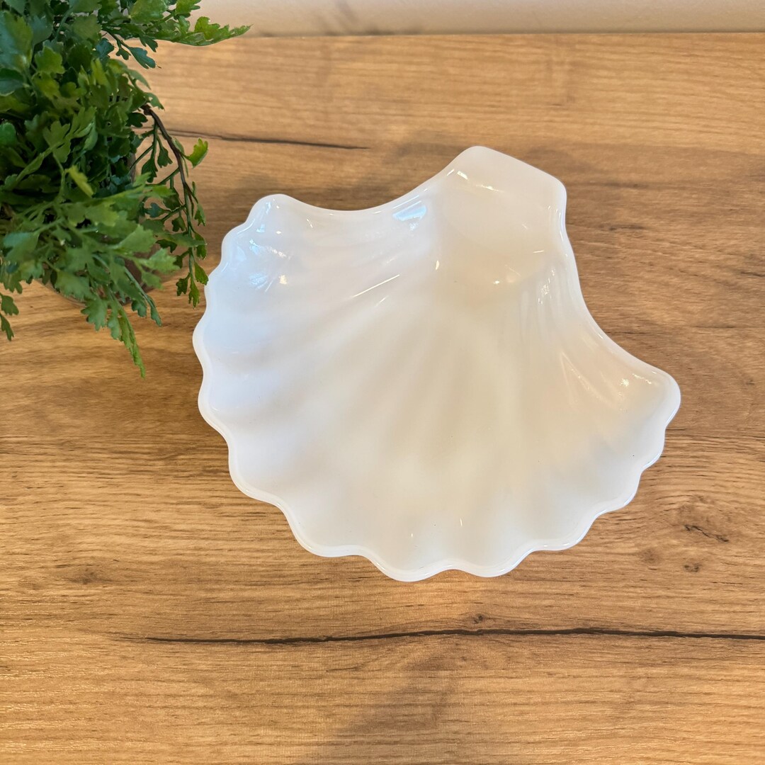 Vintage Milk Glass Shell Dish - Seashell Tray - Trinket Dish - Soap ...