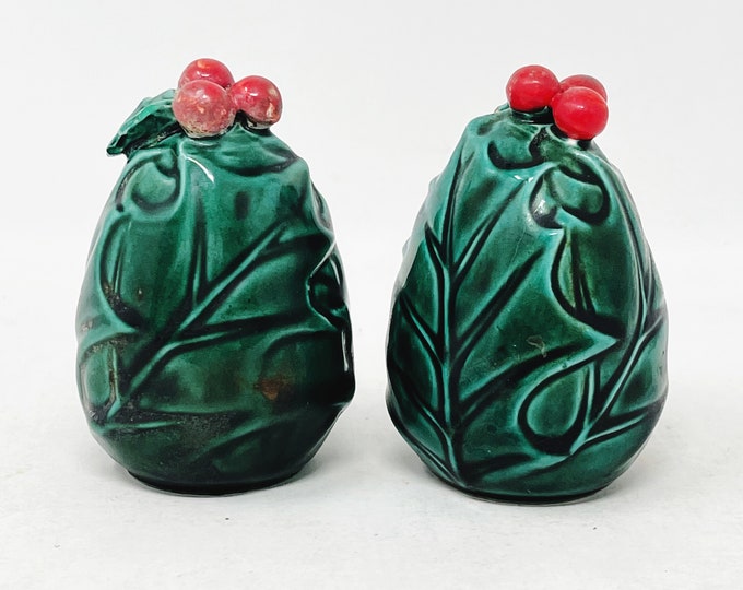Lefton Holly Salt and Pepper Shakers - VINTAGE - 1353 - Dark Green ...
