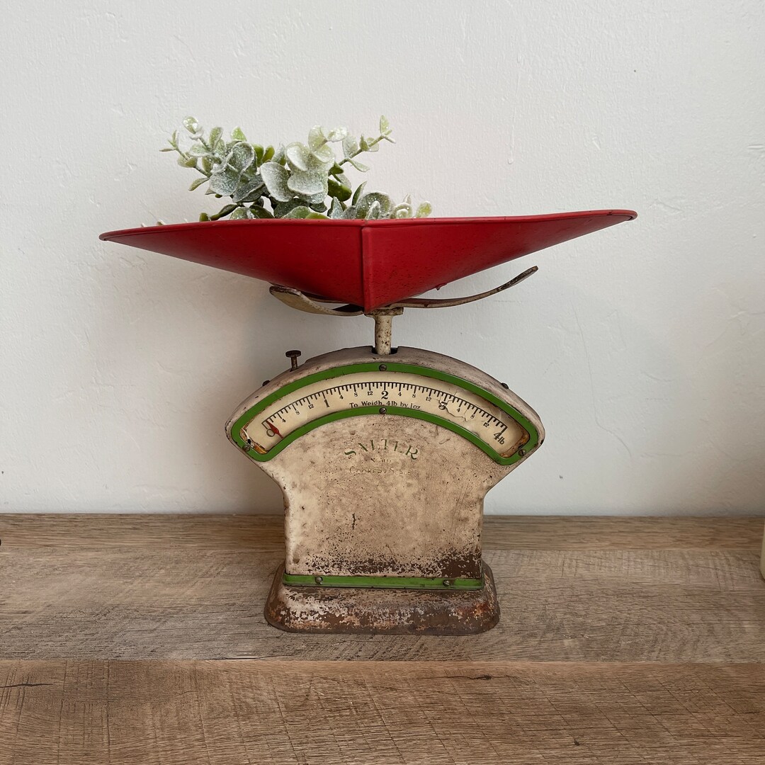 Antique Scale Vintage Decorative Scale Green Red Salters Kitchen Scale ...