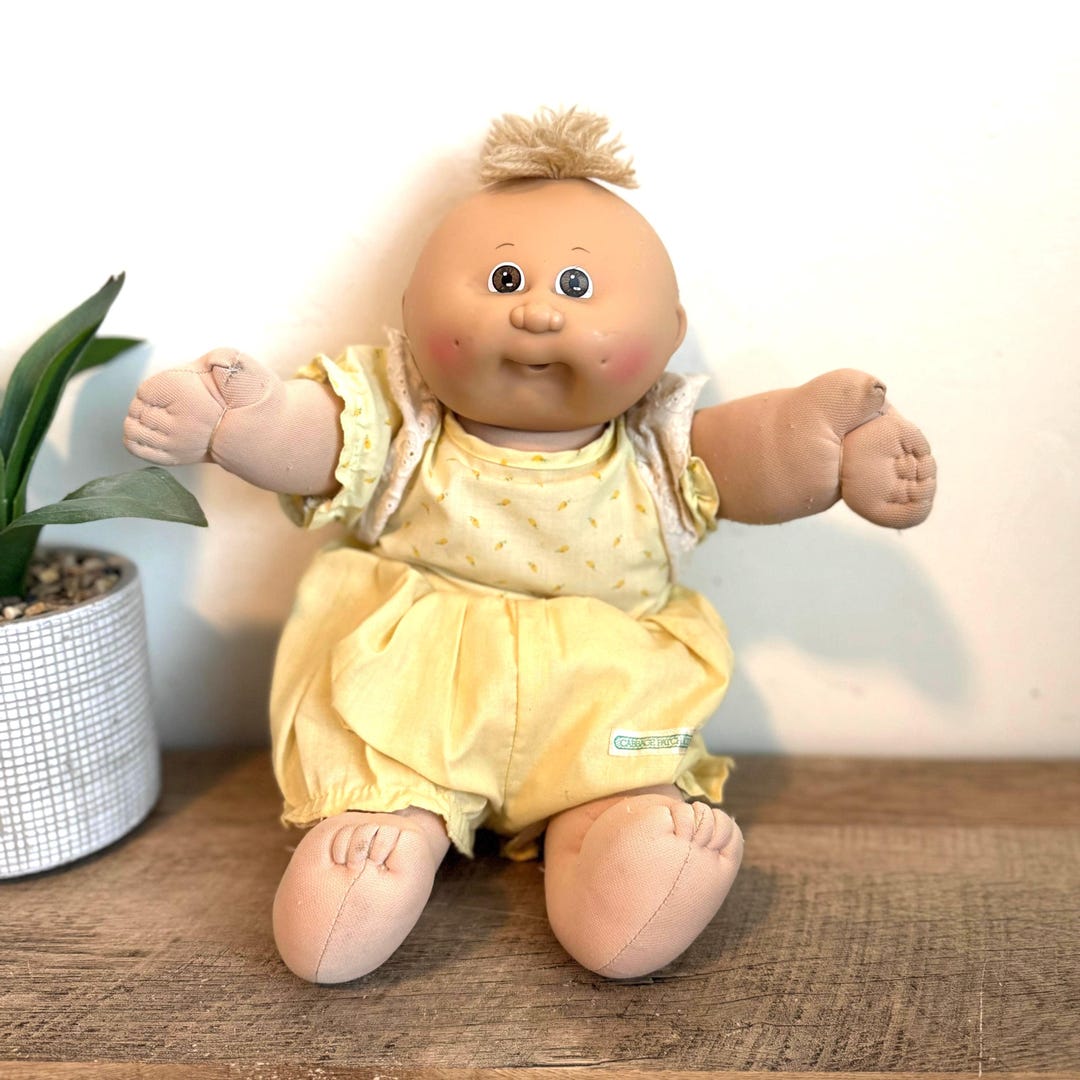 Cabbage Patch Doll - 1985 - Vintage - Baby - Tuft of Blonde Hair ...
