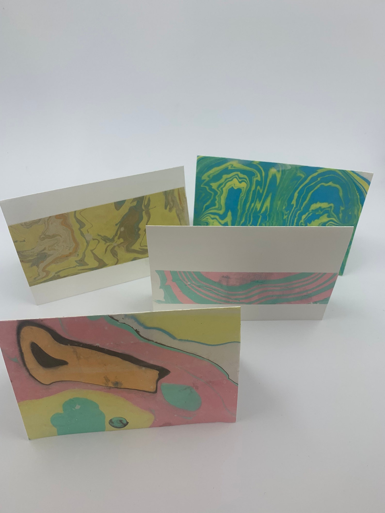 Suminagashi Japanese Marbling Art Kit- Create 16+ Pieces of Artwork ...