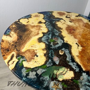 Fluorescent Epoxy Round Dine Table, Epoxy Table Top, Office Kitchen ...