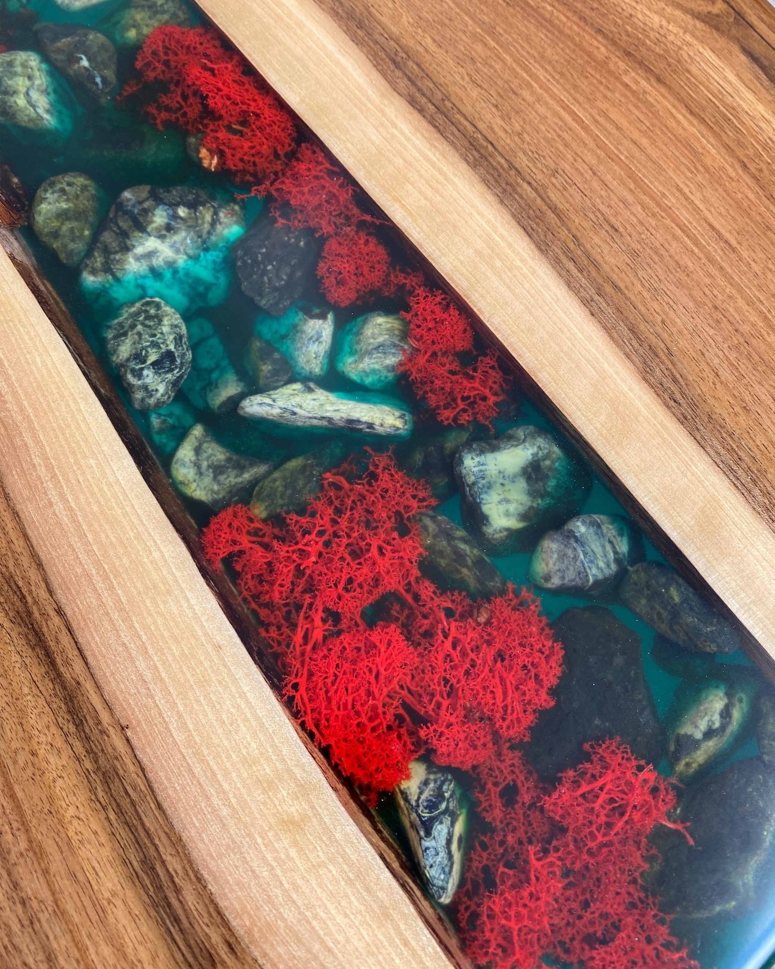 River Epoxy Wood Table With Red Corals & Rocks, Round Wooden Table for ...