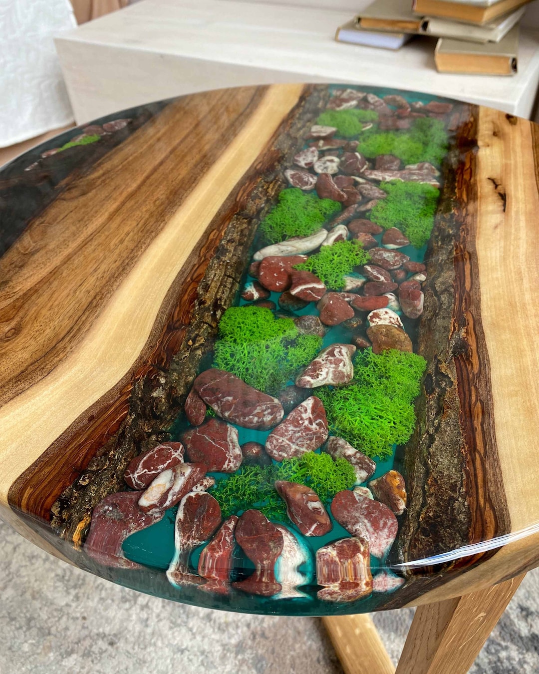 Round Epoxy Table Moss Stones, Table Pebble Decor, Epoxy Resin Wood ...