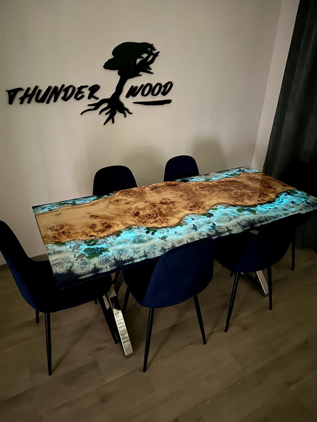Custom Fluorescent Aquarium Epoxy Table, Ocean Resin Dining Table, Glow ...