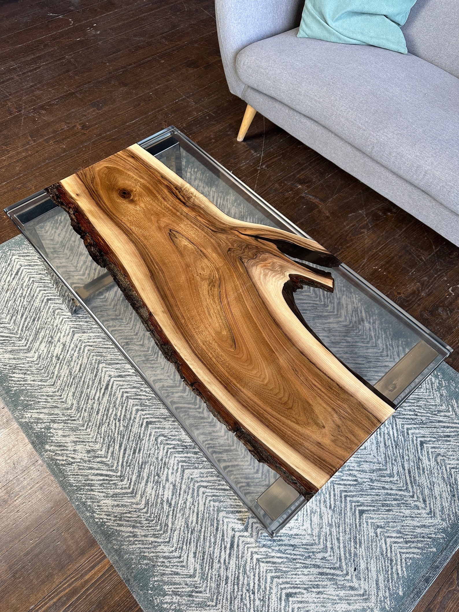 Epoxy Coffee Table With Clear Resin, Clear Epoxy Table, Resin End Table ...