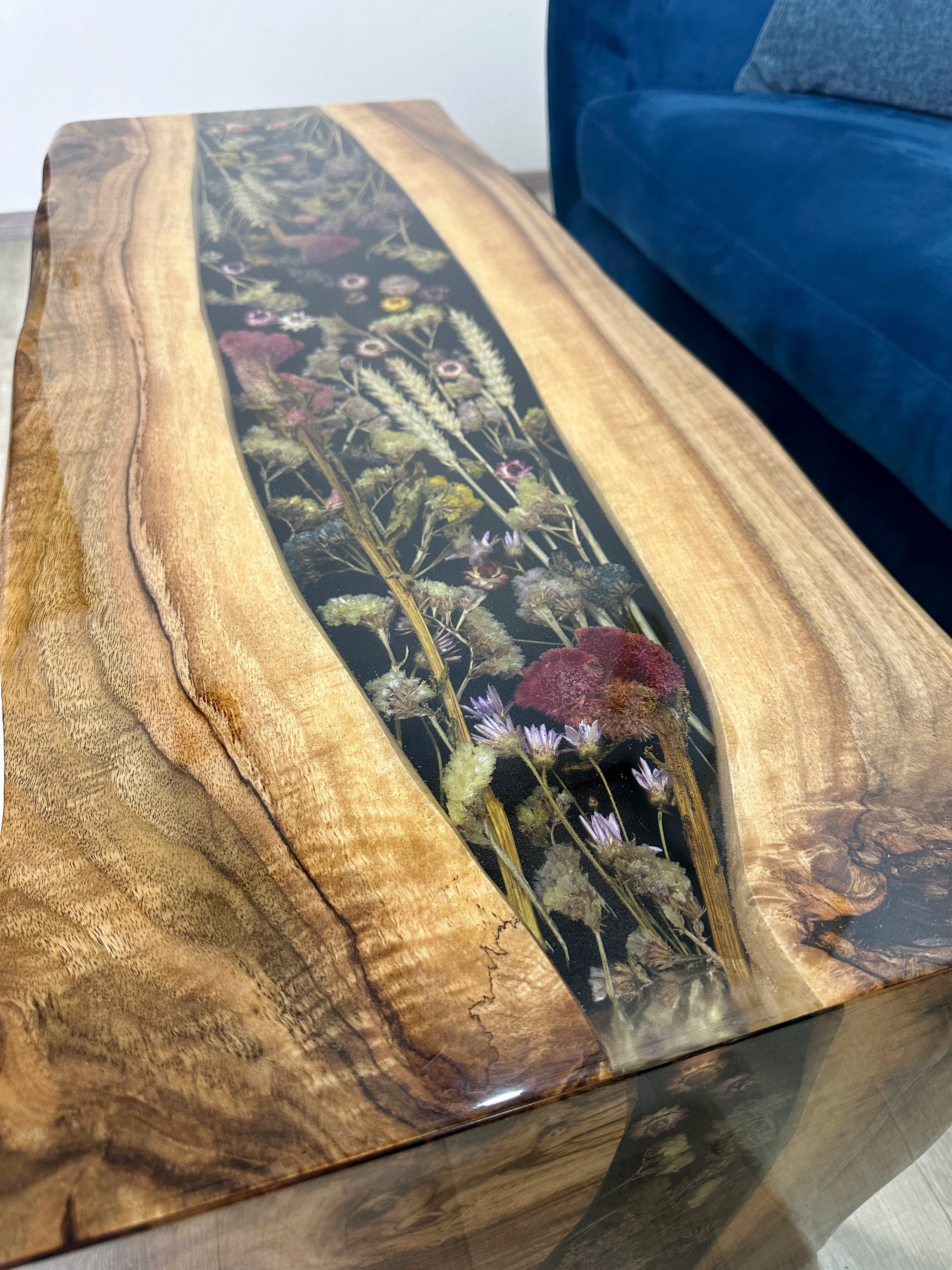 Dried Flower Epoxy Table, Wildflower Epoxy Resin Art Desk, Live Edge ...