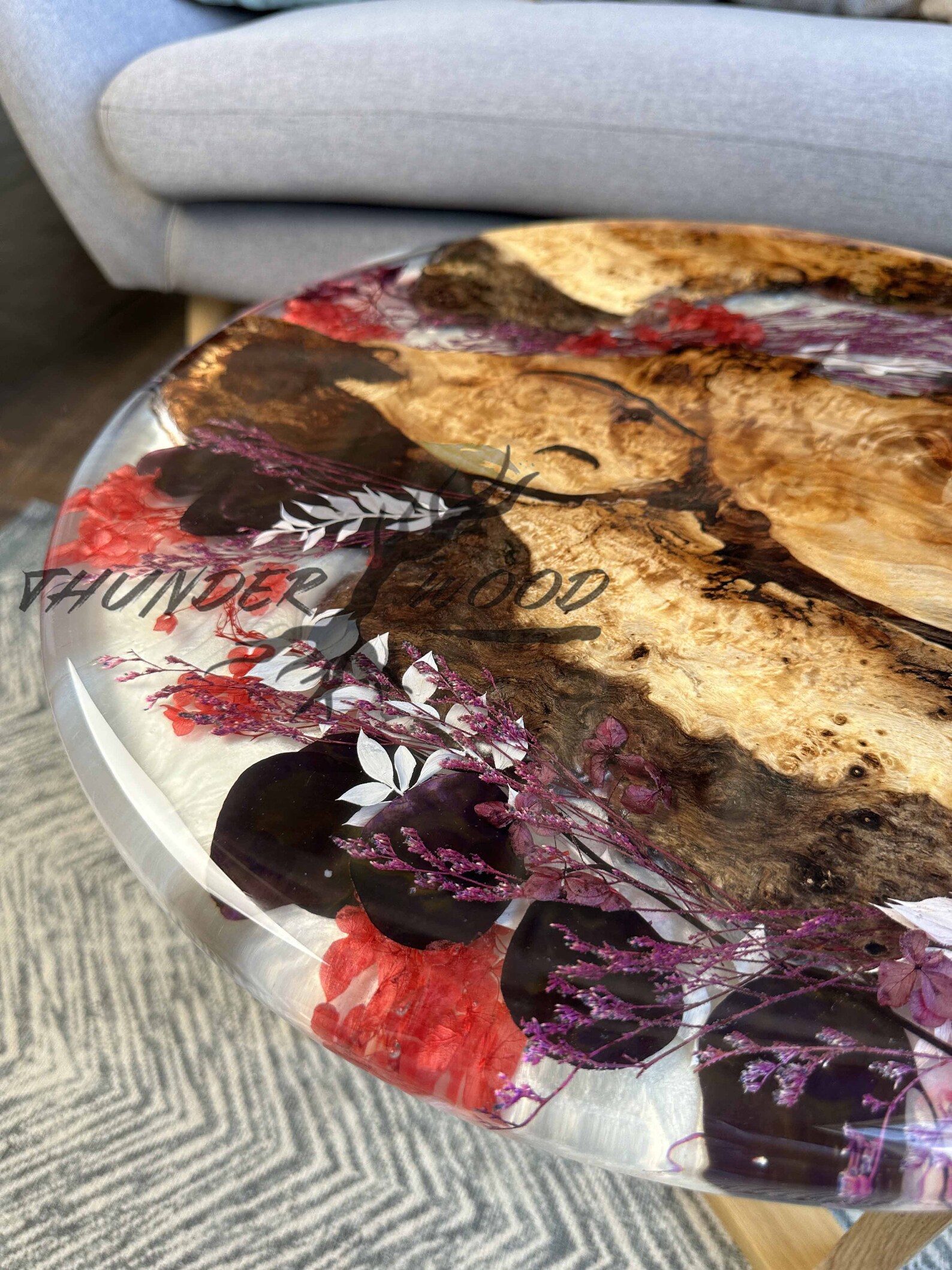 Round Floral Epoxy Side Table, Handmade Resin Art Accent Table With ...