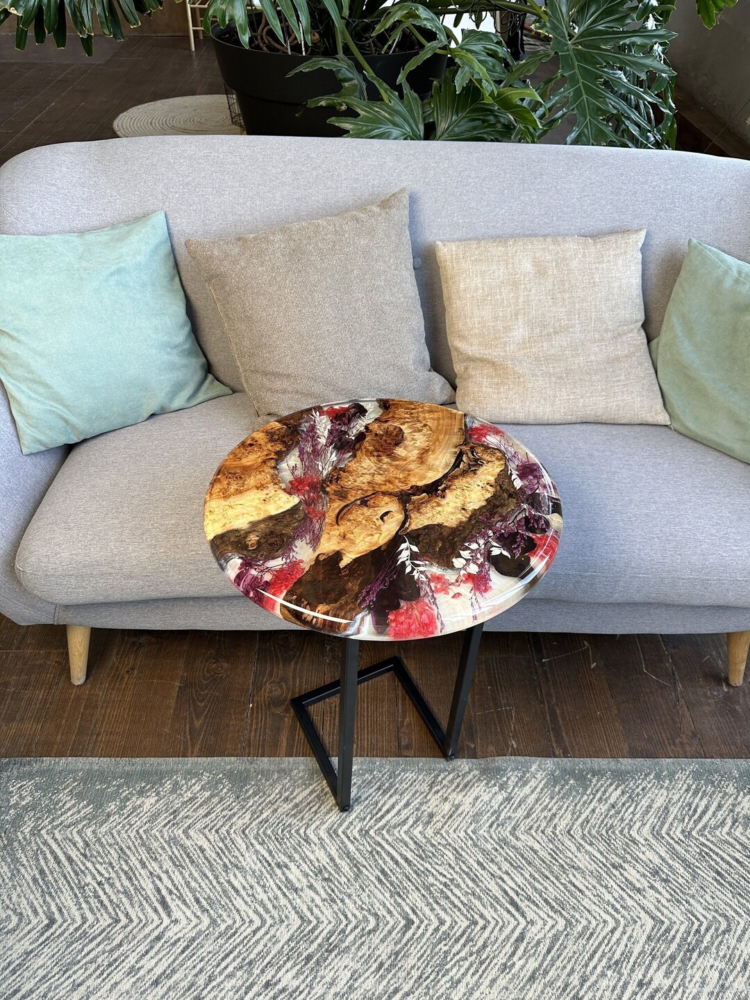 Pressed Flower Epoxy Table Art Table Floral Resin Design - Etsy