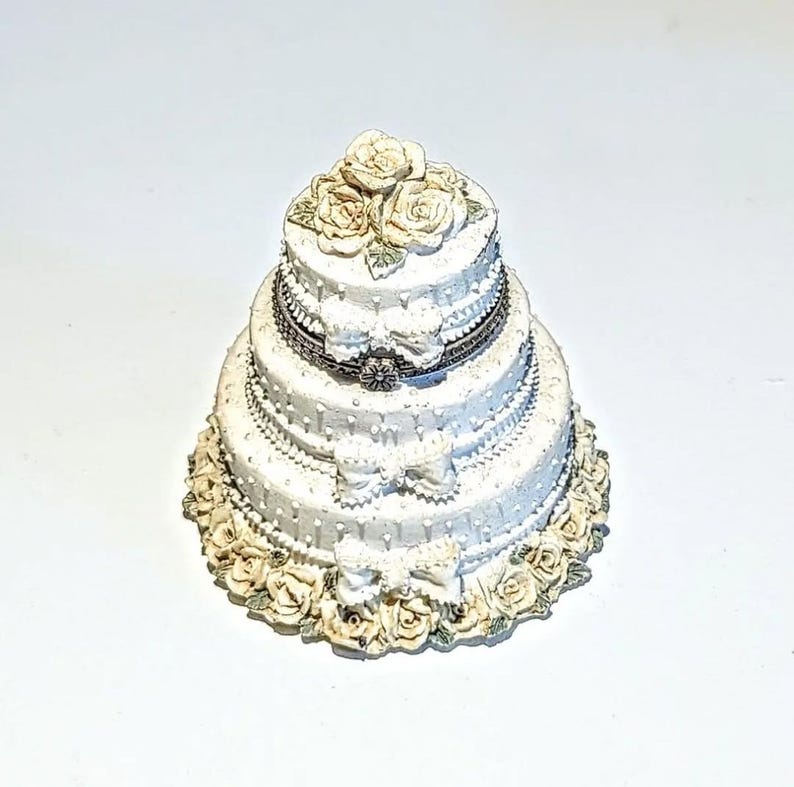 Vintage Wedding Cake Trinket Box - Etsy
