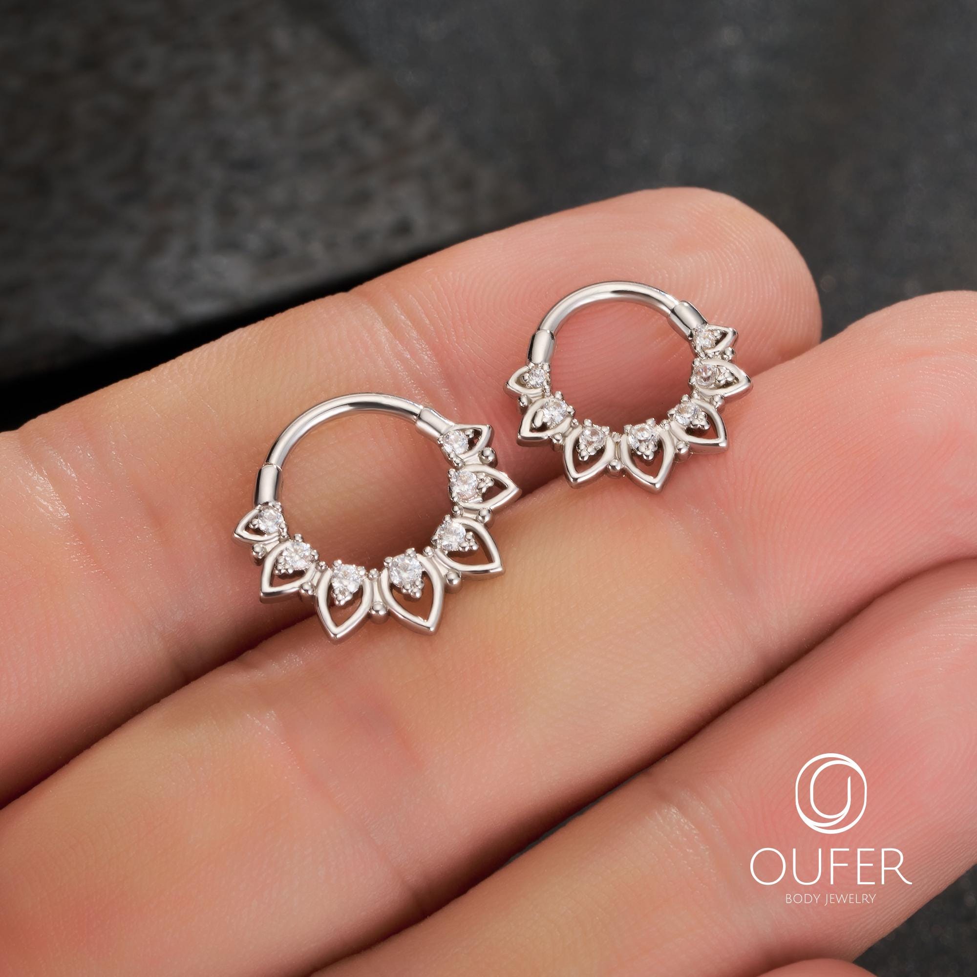 Flower Petal Septum Ring – 16G 8mm/10mm | Lotus Clicker Hoop, Septum ...