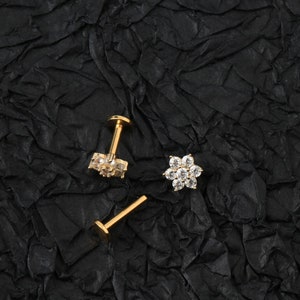 14k Solid Gold Threadless Push Pin Labret Stud/cartilage Earring/tragus ...