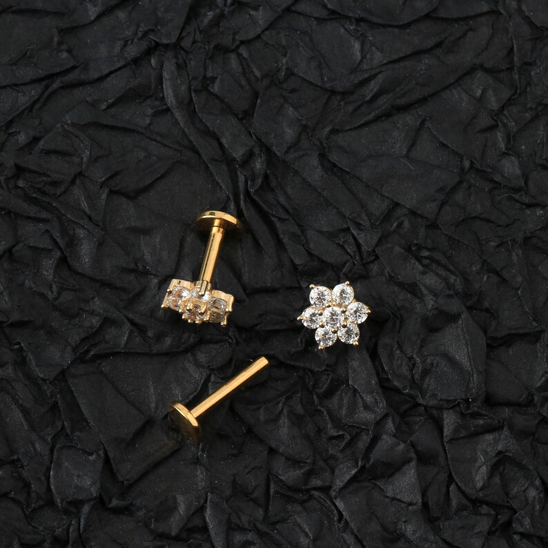 14k Solid Gold Threadless Push Pin Labret Stud/cartilage - Etsy