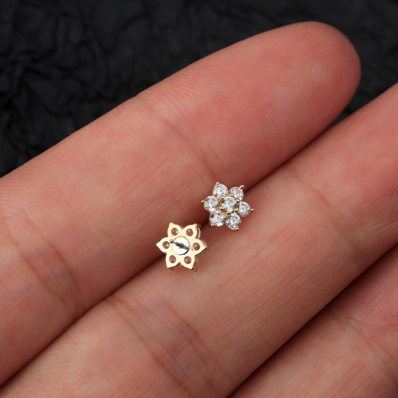 14k Solid Gold Threadless Push Pin Labret Stud/cartilage - Etsy